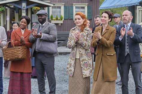 ‘when Calls The Heart Season 10 Everything To Know Us Weekly
