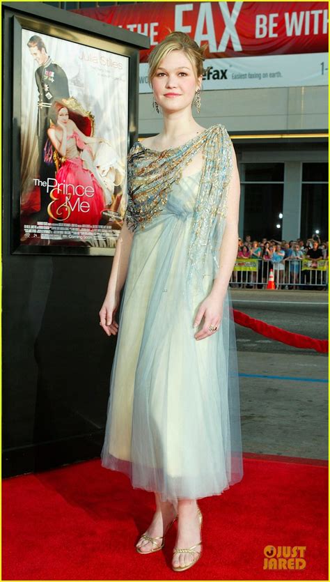 Julia Stiles In Blue