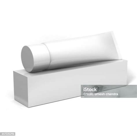 빈 흰색 화장품 튜브 및 상자 포장 흰색 배경에 고립의 현실적인 렌더링입니다 3d 그림입니다 3차원 형태에 대한 스톡 사진 및 기타 이미지 Istock