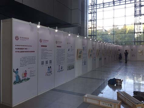 八棱柱挂画展板 八棱柱挂画展板 产品中心 北京文清展览展示服务有限公司