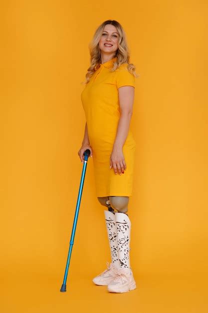 Free Photo Full Shot Young Woman With Prosthesis