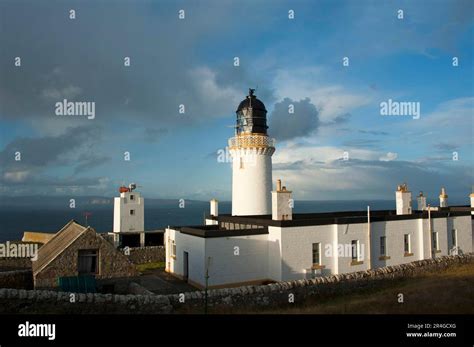 Lighthouse Dunnet Head Scotland Easter Head Stock Photo Alamy