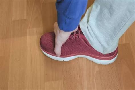 Cocok Digunakan Sehari Hari Ini Dia Rekomendasi Sepatu Dan Alas Kaki Yang Nyaman Saat Dipakai