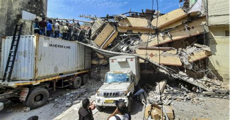Bhiwandi Building Collapse Man Rescued After 18 Hrs Death Toll Rises