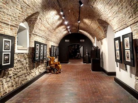 Zdenko Bašić Vjetrove Sjene Galerija Klovićevi Dvori Čarapa Floyd Bloghr