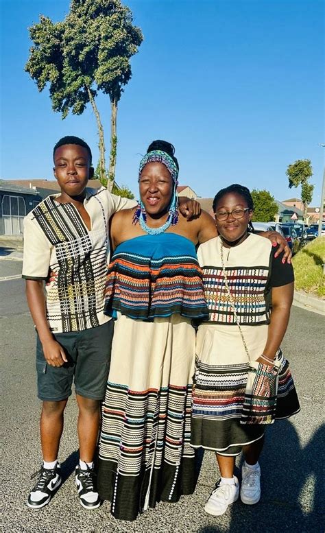 Pin By Eunice On Xhosa Traditional Outfits African Traditional Wear