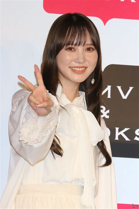 日向坂46 加藤史帆 1st写真集で水着姿やランジェリー姿を披露！“素敵な写真集ができました！持ってるだけで幸運になれると思います！”と