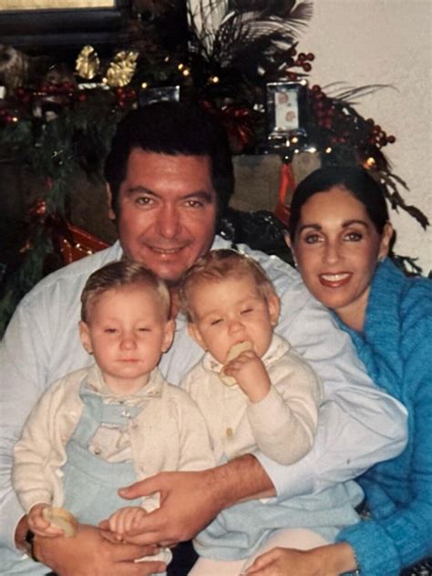 ¿por Qué Jorge Hank Rhon Tiene 23 Hijos Éste Es El árbol Genealógico