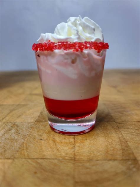 French Kiss Shot Recipe A Kiss Of Flavor Recipe Shot Recipes