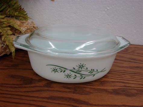 Vintage Pyrex Green Honeysuckle 043 Oval Casserole W Lid Moose R Us