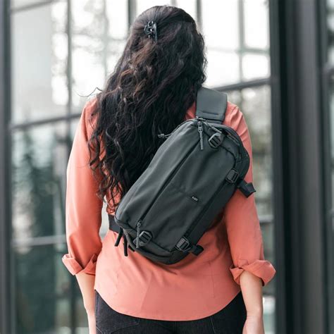 LVC8 Sling Pack 8L