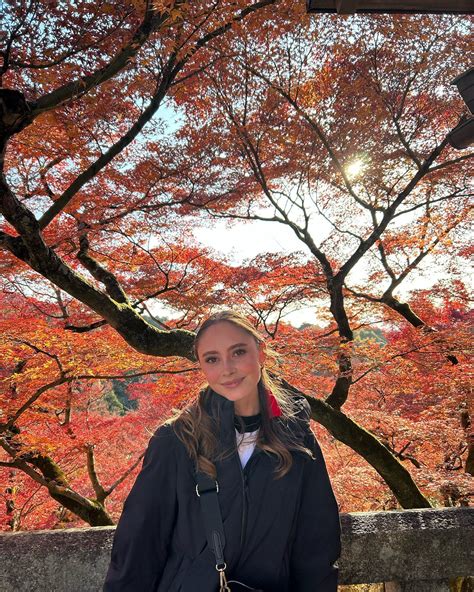 Immy🤩 Imogenwallace • Instagram Photos And Videos