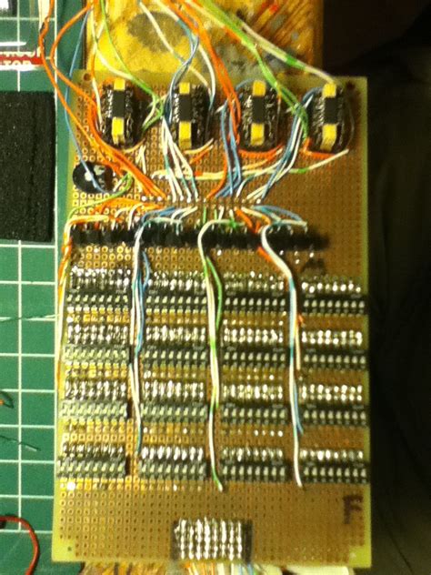 4 Bit Computer Built From Discrete Transistors