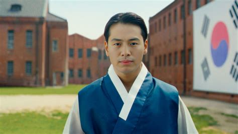 처음 입는 광복 디마이너스원 D 1