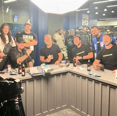 Last Nights Collectacon Trade Night Turned Into A Wild Rip Party At