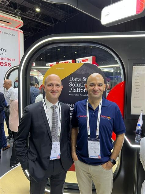 Burak Görsev On Linkedin Gitex Oracle Ai Cloud Onpremise