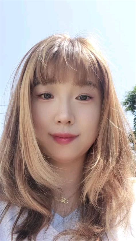 오늘 영상 많이 투척합니다 🤣🤣🤣 머리는 탈색만했어요😊 미용실가면 기분이 좋내요😚☺️🤗 편안한 오후시간 되세요💙🩵💚