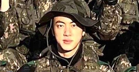 조교 방탄 진 훈련병 군장 3개 들고 행군특급전사 답다