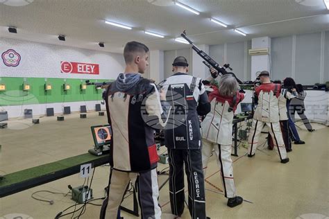 Състезание по спортна стрелба в памет на треньора Марин Недков започвa