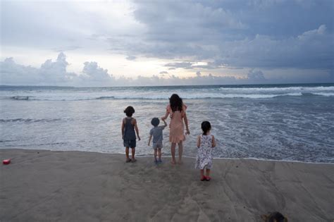 발리여행 꾸따비치에서 제대로 경험한 발리 우기 고난여행 발리 2월날씨 네이버 블로그