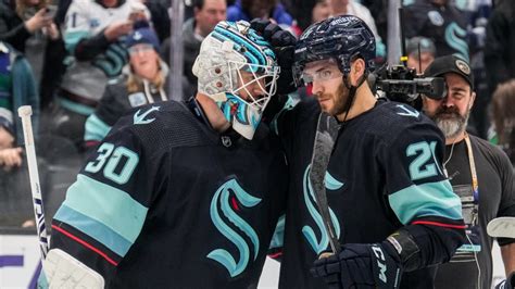 Seattle Krakens Best Kept Secret This Year Goalie Coach Steve Briere