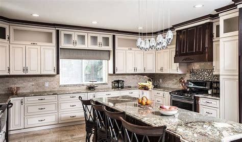 Craftsman Cabinet Crown Molding