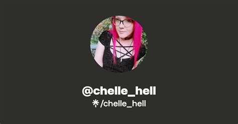 Chellehell Twitter Instagram Twitch Linktree