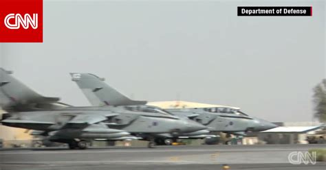 المرصد السوري مقتل 32 داعشياً بغارات على الرقة قد تكون لتحالف أمريكا