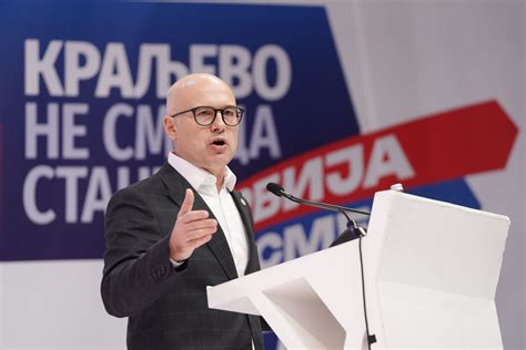 Вучевић Избор 17 децембра је лак само је једна листа за будућност Србије Градске инфо