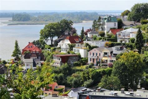 Blankenese Das Hamburger Villenviertel Mit Einzigartigem Ausblick