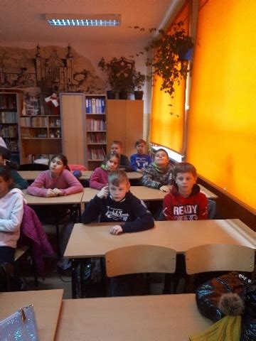 Szkoła Podstawowa Strzelno Sieciakowe Zasady Ekranowe