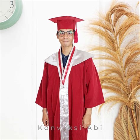Bikin Toga Wisuda Kampus Konveksi Toko Abi 085771062589