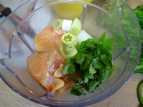 Cuisine En Folie Boulettes De Volaille Sauce Curcuma