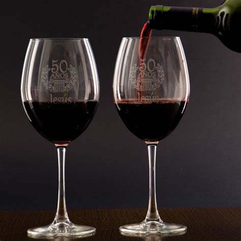 Copas de vino grabadas para cumpleaños