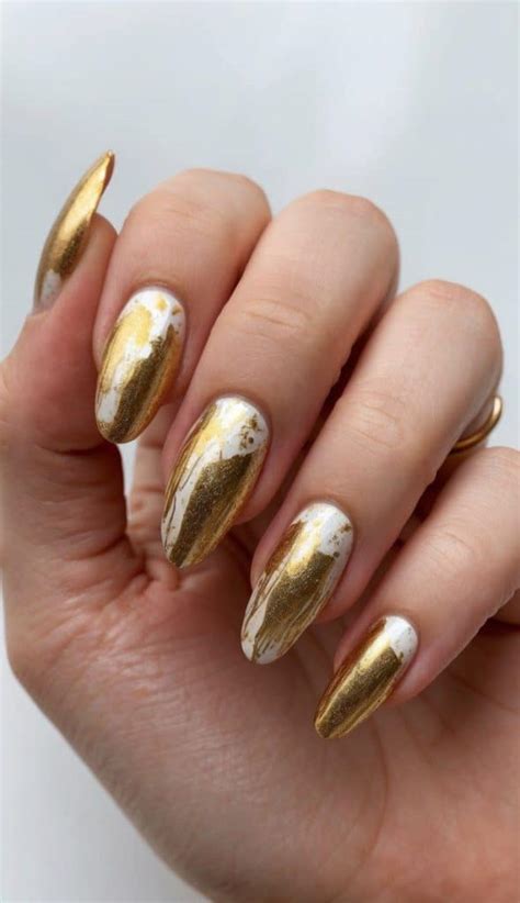 31 Metallic Nail Art Ideas Sparkle Up Your Fingers With Shiny Designs