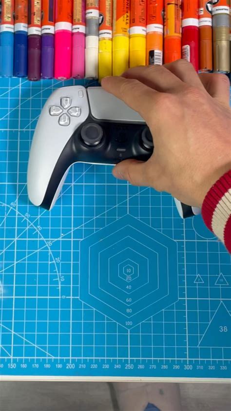 Custom Xbox Controller Using Posca Markers Brush It Out Artofit
