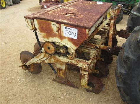 Midland Pdf5 No Til Grain Drill S N 13244 J M Wood Auction Company