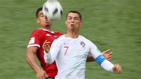 턱수염 기른 호날두 라이벌 메시 도발