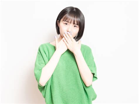 「壁に耳あり障子に目あり」は内緒話をする際の戒め？ 意味や使い方を紹介 Oggijp