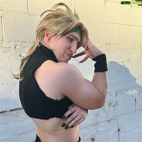 Shayne Topp Wiki Biography Age Gallery Spouse And More