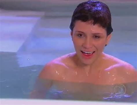 Rachel Ripani Nue Dans Caras And Bocas