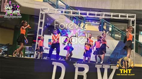 Forever Models En El Aniversario De Drw Youtube