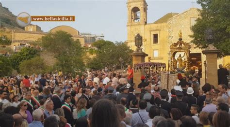 La Festa Dello Spirito Santo A Gangi Con Santi BellaSicilia It