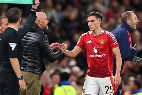 Gary Neville ‘shocked By One Of Erik Ten Hags Final Lineup Decisions
