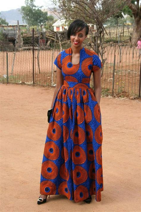 Pin By Amy Sifuma On Dresses Long African Fashion African Attire