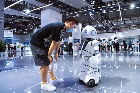 實話世經科技創新改善a股回報率工銀國際首席經濟學家、董事總經理 程 實 大公報