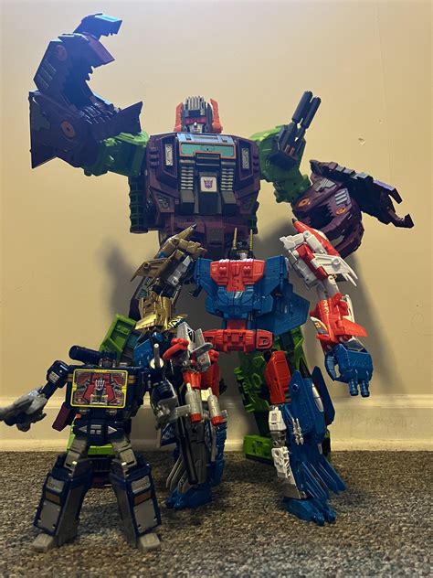 Botcon Haul R Transformers
