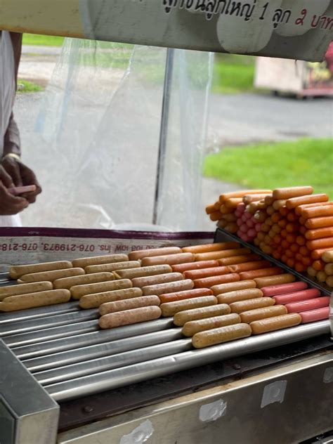 รูป โกโต ไส้กรอกหมุนandลูกชิ้นหมูลวก