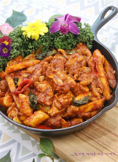 식당보다 맛있는 양념에 풍성하고 저렴한 닭갈비 황금레시피 알려드릴게요 집에서 만든다면 닭고기는 더 많 요리 닭고기