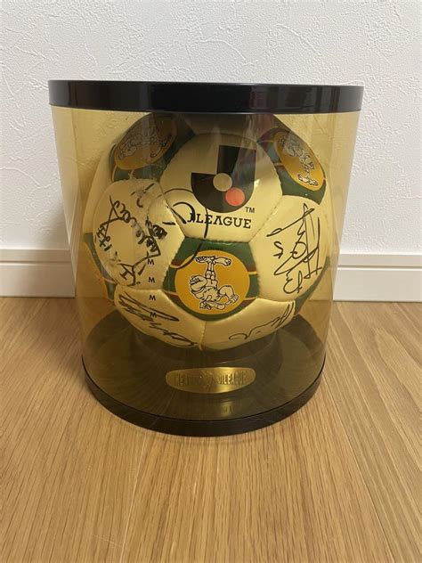【希少】90s 黄金期 読売ヴェルディ サイン入り サッカーボール メルカリ
